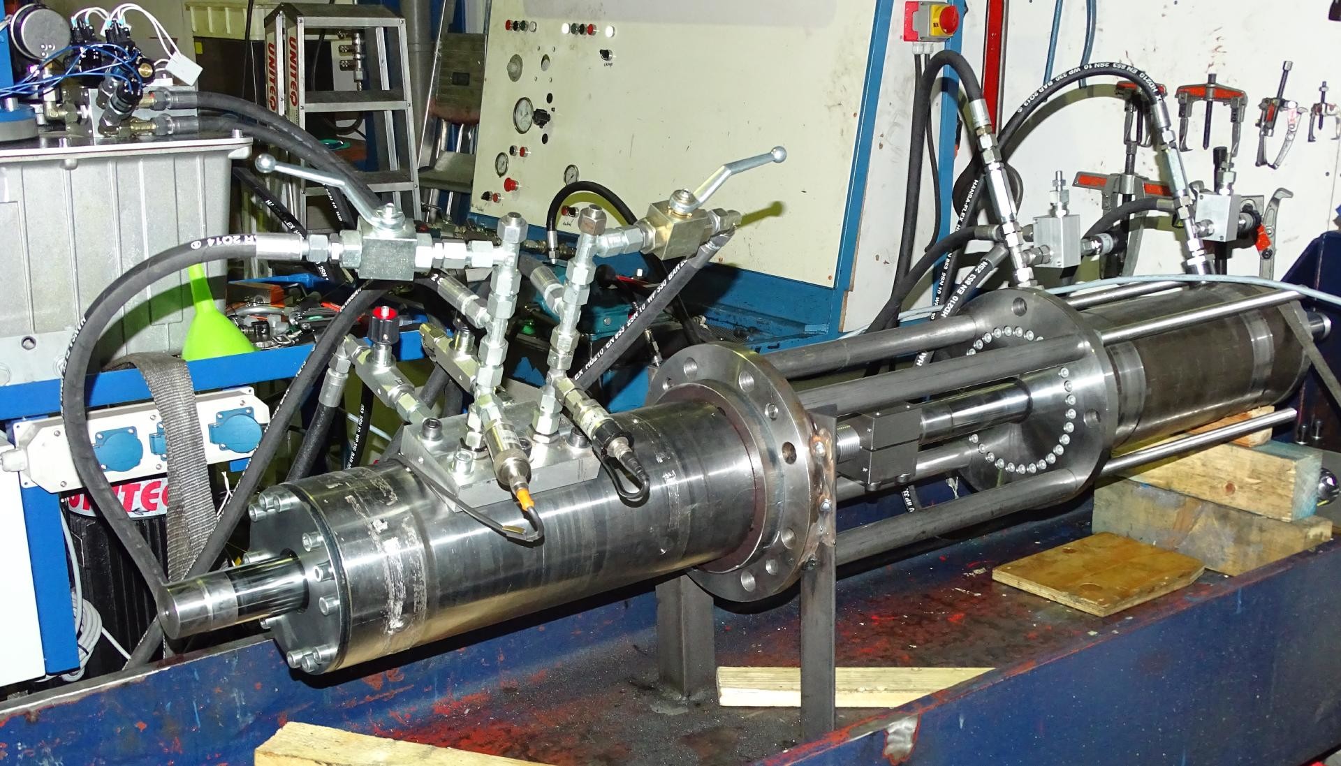 Development Cylinder projects, Uniteq Hydraulics