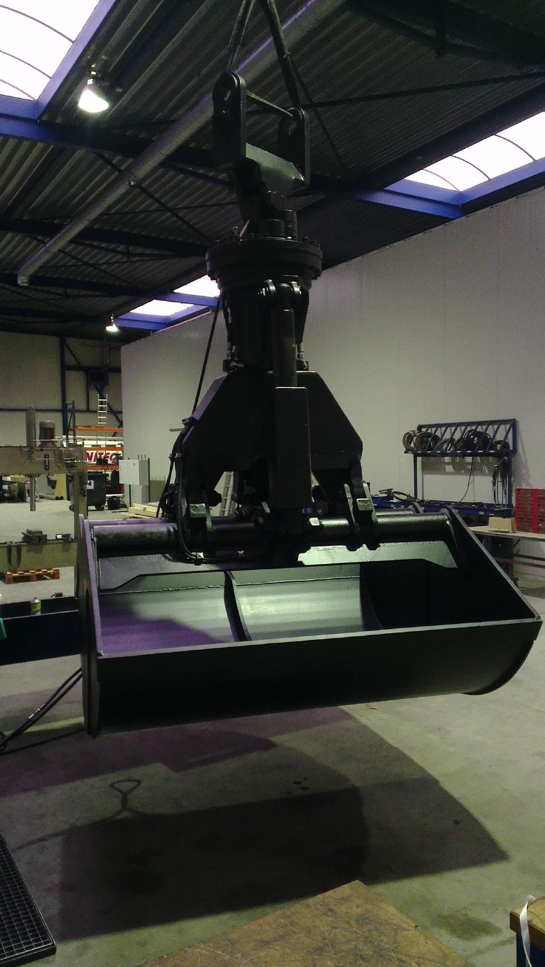 Overhaul hydraulic grab projects, Uniteq Hydraulics